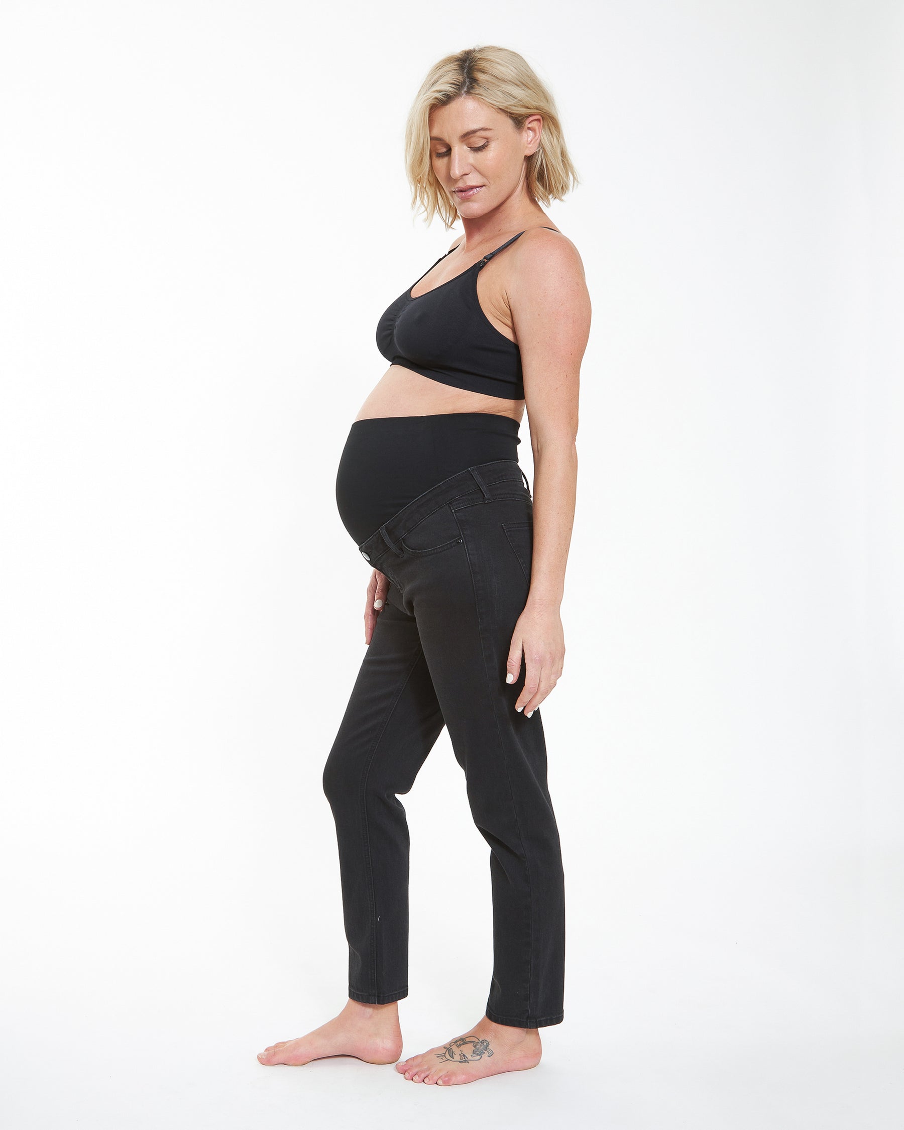 Hunter Over Bump Crop Jean - Black